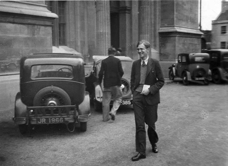 Nevill Mott | Physics Today | AIP Publishing