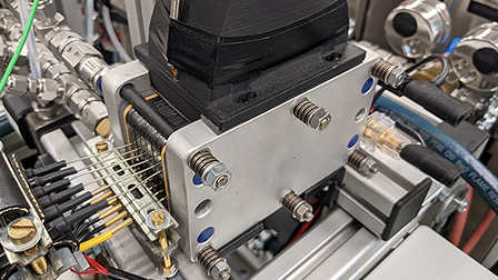 Optimization and design for additive manufacturing of a fuel cell end ...