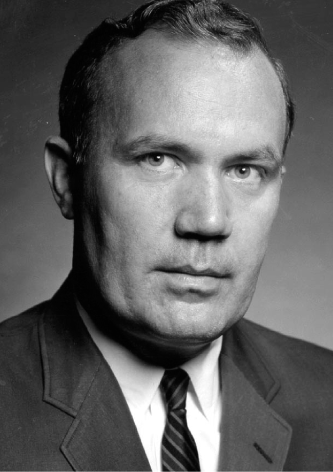 Kenneth Bailey McAfee Jr | Physics Today | AIP Publishing