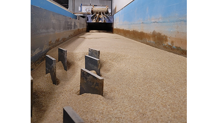 Effect of diversion angle and vanes' skew angle on the hydro-morpho ...