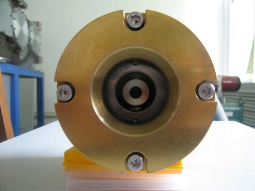 Three-dimensional particle-in-cell simulation of discharge ...