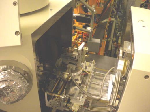 A high resolution scanning electron microscope for in situ ...