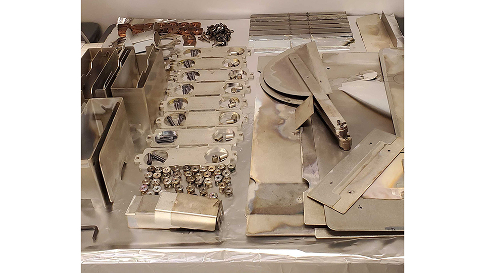 Iodine contaminates perovskite film evaporation equipment by staying ...